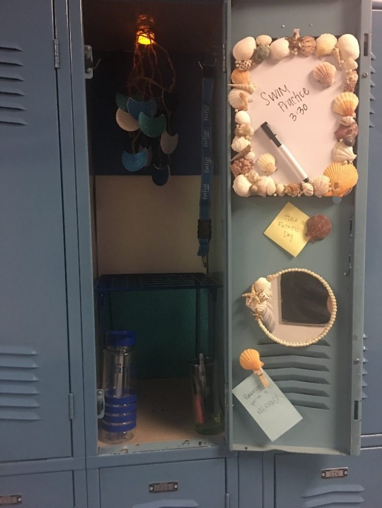 Mermaid Locker Chandelier DIY Tutorial | FinFriends